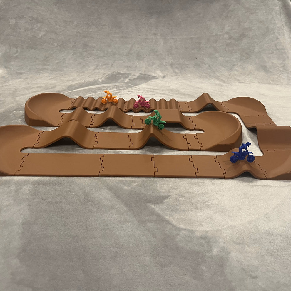 TRAX Arena Kit- 28 Piece – 4DTrax